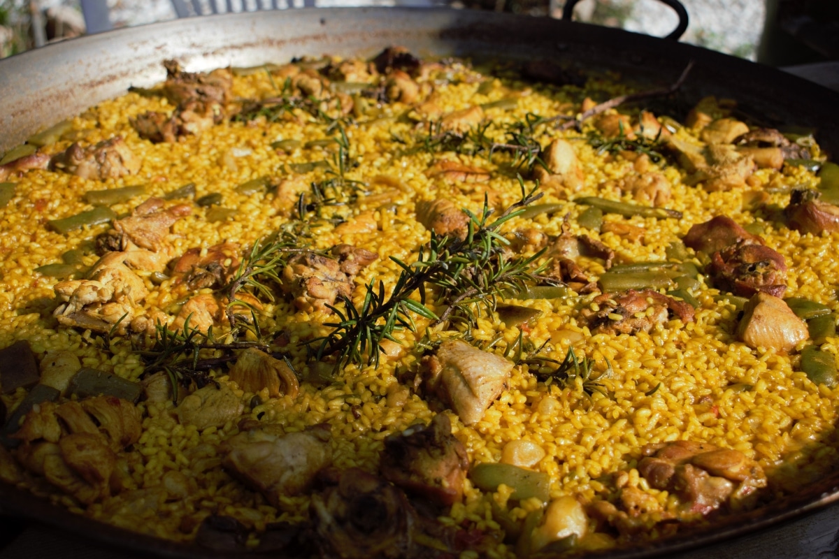 Los mejores restaurantes para comer paella en Sevilla