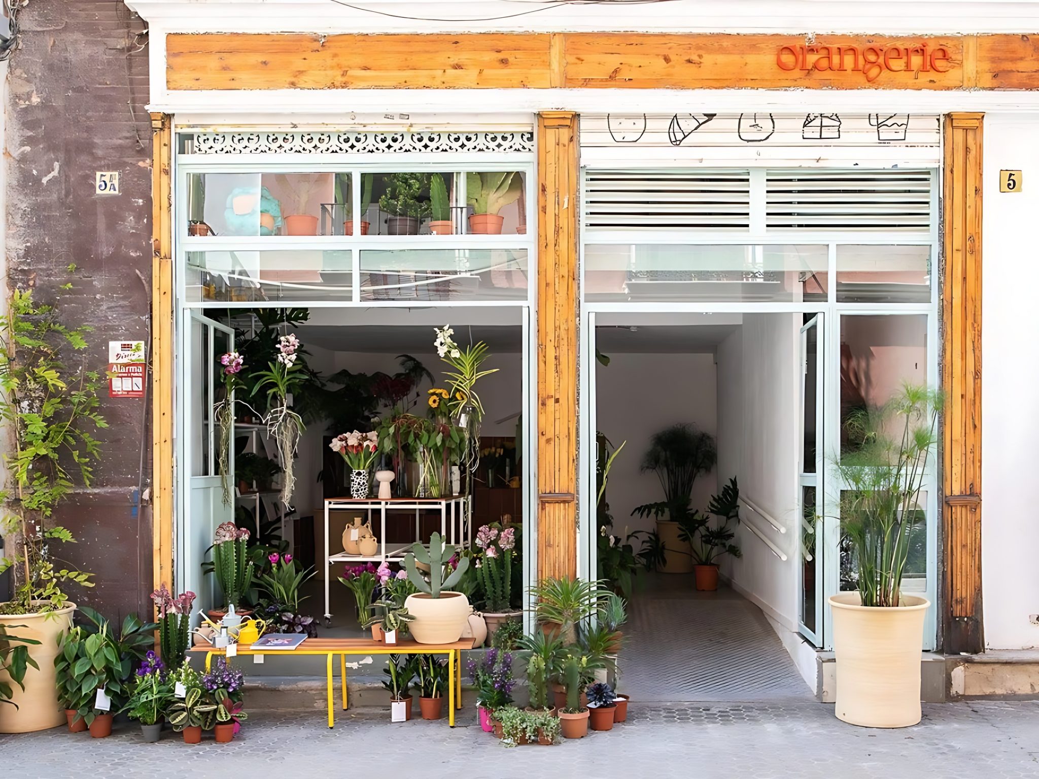 Floristerías de Sevilla que son auténticos jardines urbanos