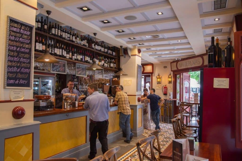 Bares de Sevilla a los que hay que ir al menos una vez en la vida