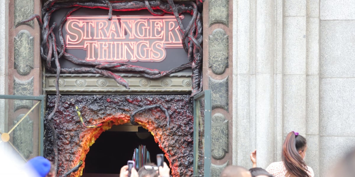 Un portal de 'Stranger Things' aparece en el centro de Valencia