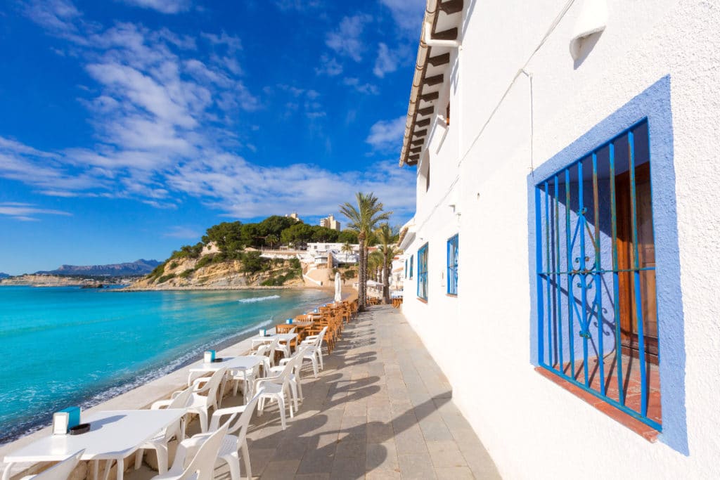 El Portet de Moraira, una cala bonita y familiar en Alicante