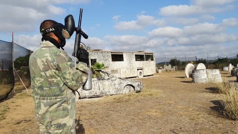 Paintball en Valencia: 4 escenarios para jugar con amigos