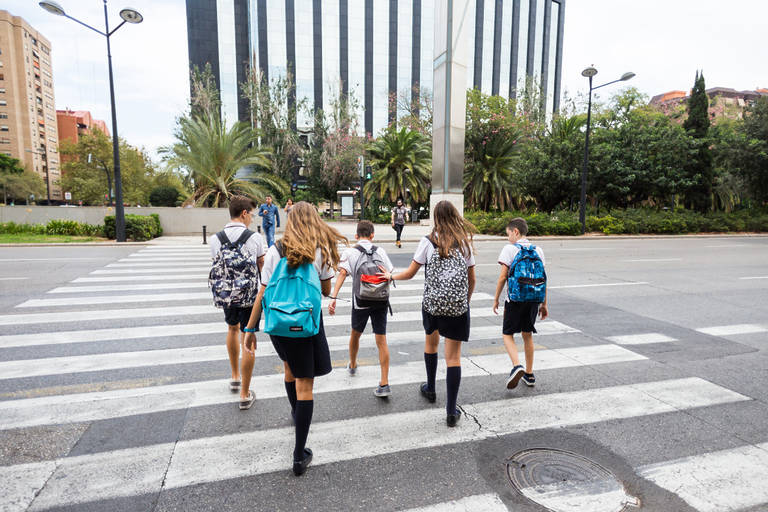 Red alert in Valencia: suspension of classes, closure of parks and ...