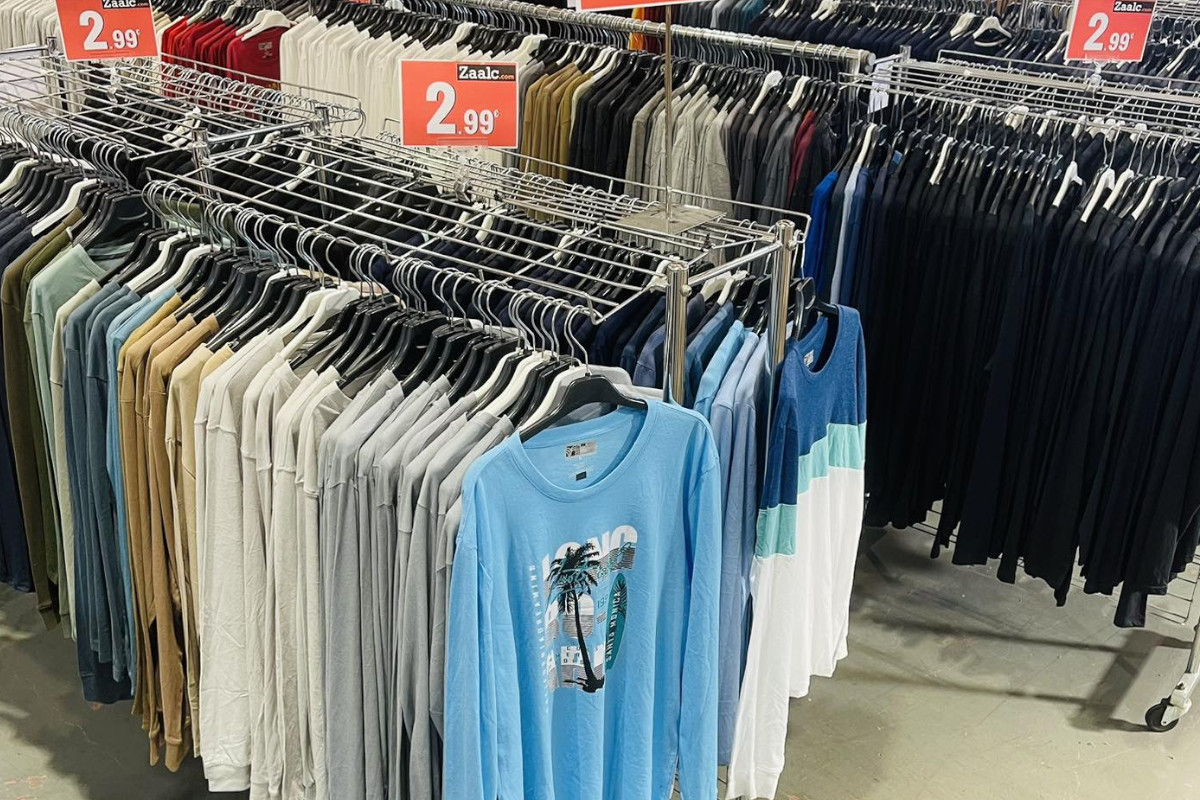 Valencian store with Shein clothing for less than 10 euros