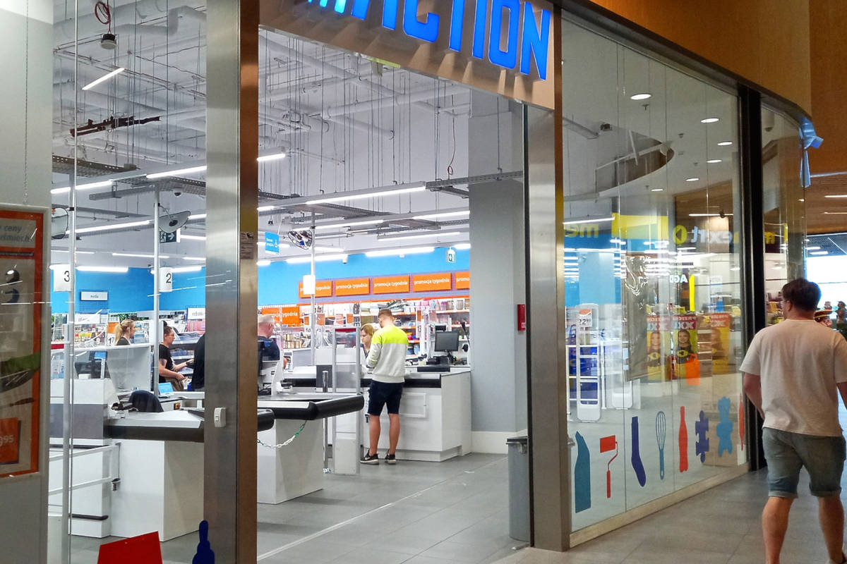 The supermarket in Valencia that has 1,500 products for less than 1 euro.