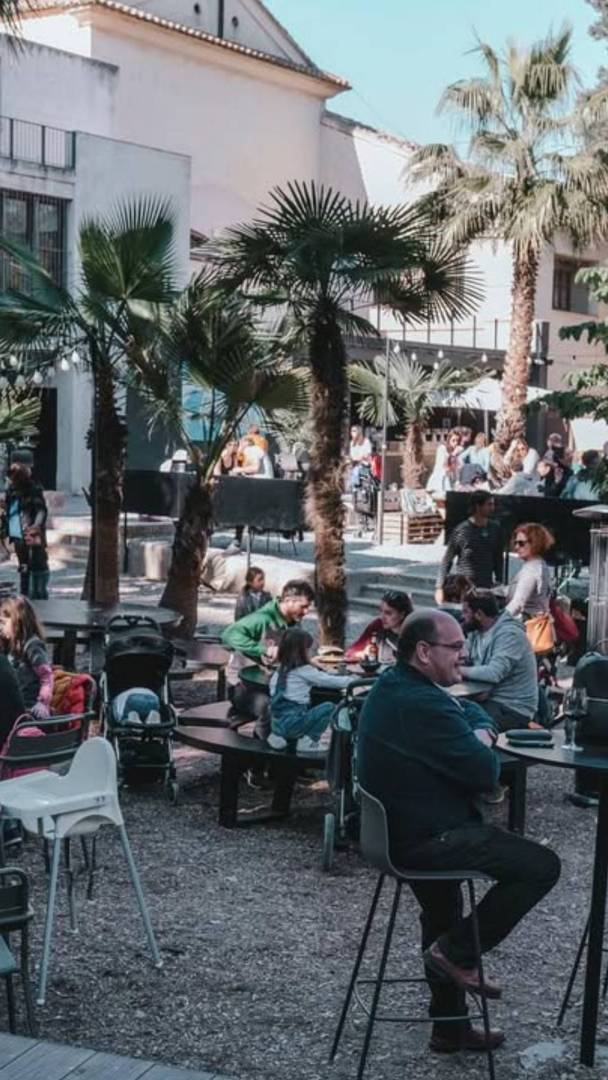 It’s free: the Contorsions circus festival returns to Valencia this ...
