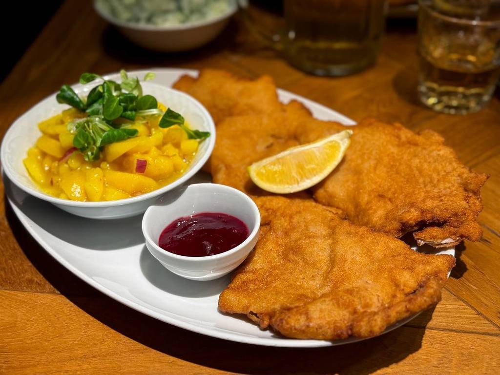 Where to eat Wiener Schnitzel: Our Viennese community recommends these ...